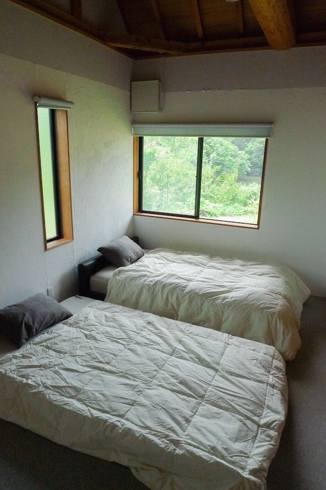 A Special Space Overlooking The Dam Lake Give You - Kaminoyama Log House / Suzu Ishikawa - 珠洲市