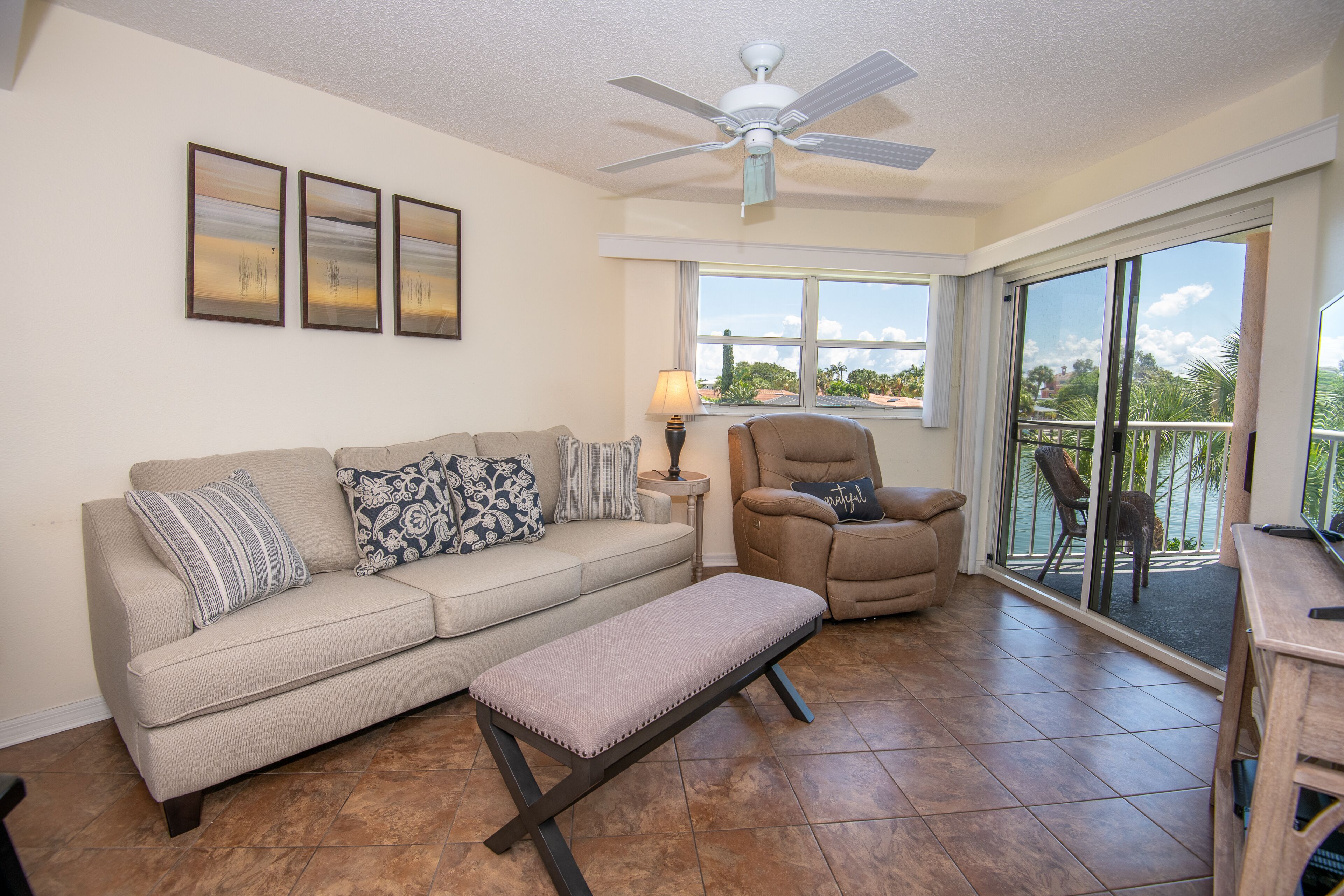Easy Beach Living  Waterfront & Heated Pool - Treasure Island, FL