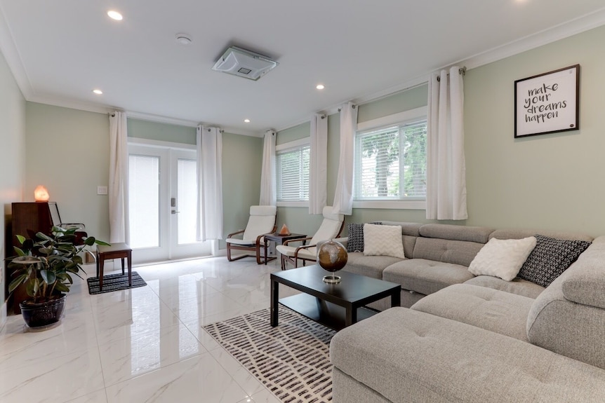 Superb Convenient North Delta Vacation Home With 6 Bed And 6 Bath - デルタ