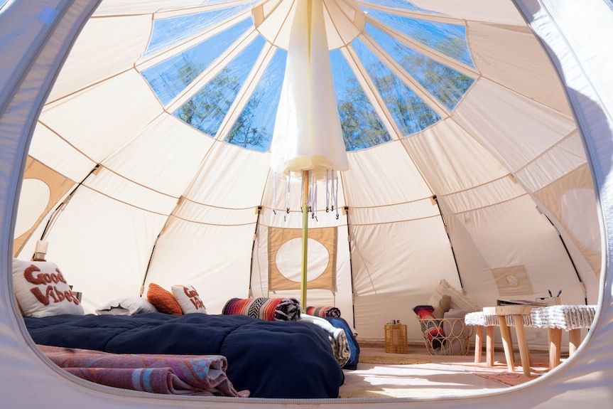 Luxury Glamping Yurt At River Mountain-meadow View - Pennsylvania