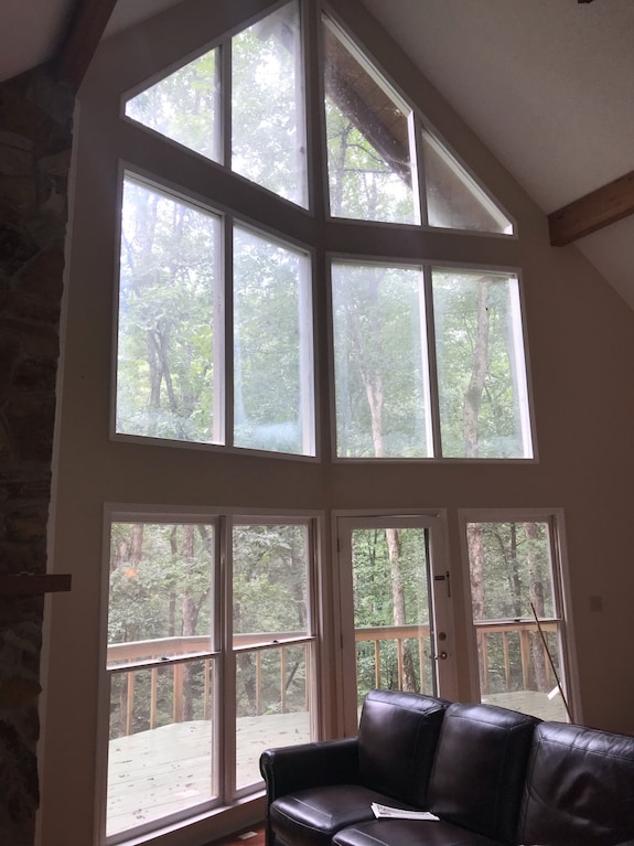 September Discount!! River & Creek, Waterfall, Hot Tub, Fire Pit, Dogs Ok - Clermont, GA