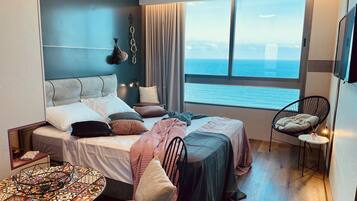 Estúdio Design | 1 quarto, roupa de alta qualidade, secretária