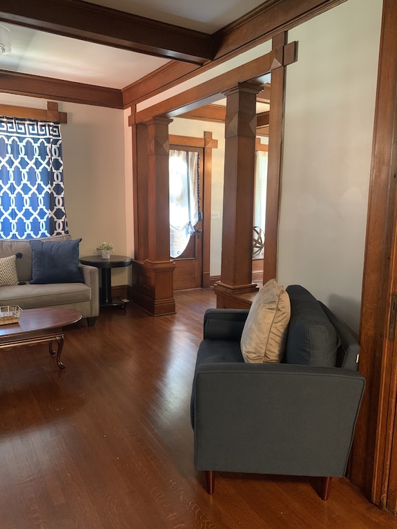 New! Fully Remodeled 1910 Craftsman Style Home - Lewis and Clark State Park, Rushville