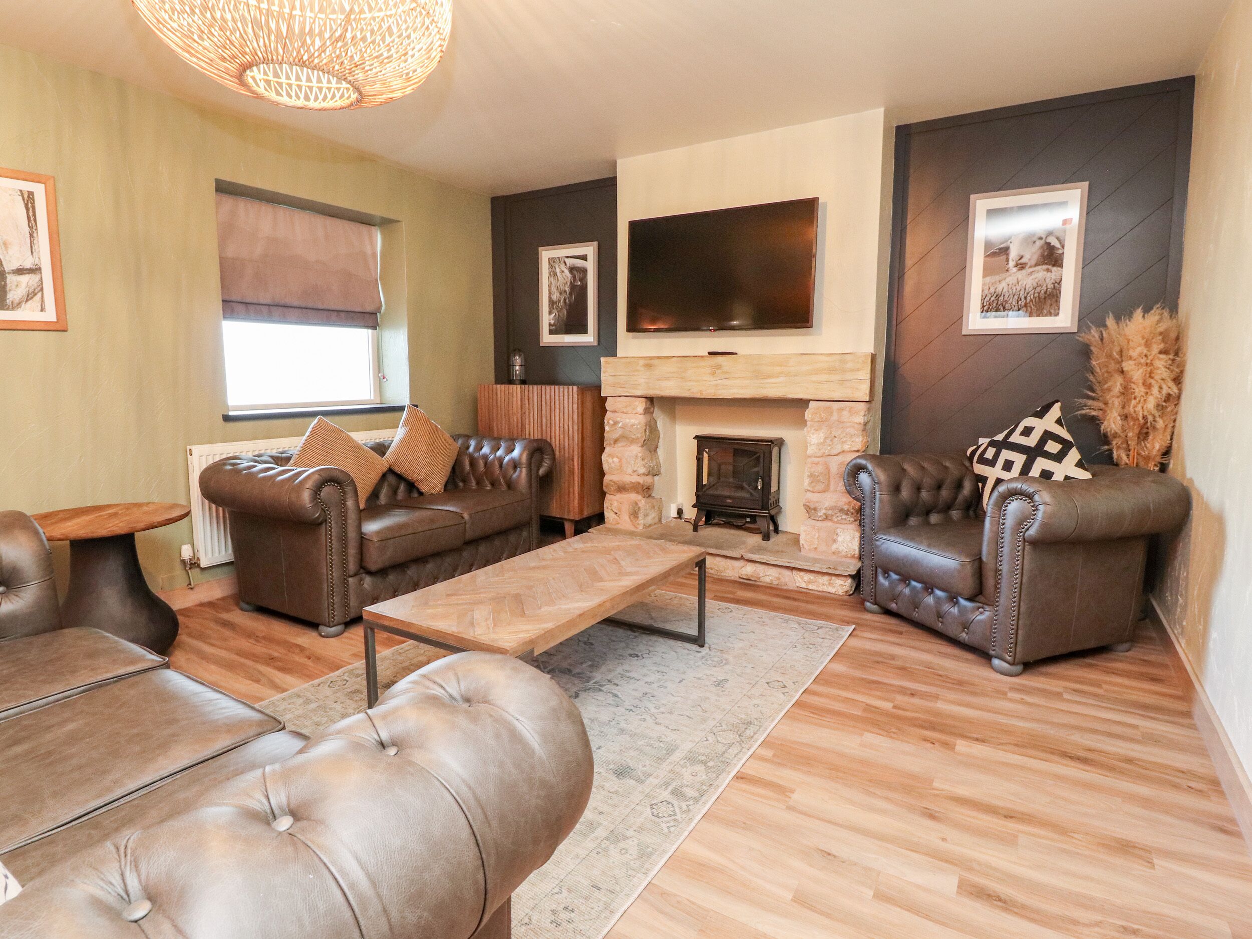 Eldroth, Pet Friendly, Character Holiday Cottage In Long Preston - Lancashire