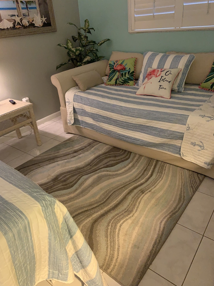 Flirt With The Flamingos In Beach Bliss ~Just Steps To The Sand And Ocean - Fort Pierce, FL