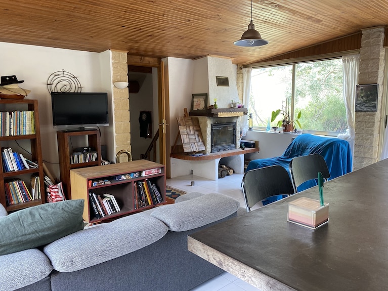 Maison Avec Accès Piscine, Jardin Et Terrasse Indépendants, Cheminée . Lumineux - Valensole