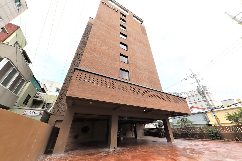 Mu:te Hotel - Busan