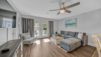 Beach house vacation rentals in top Destinations | Vrbo