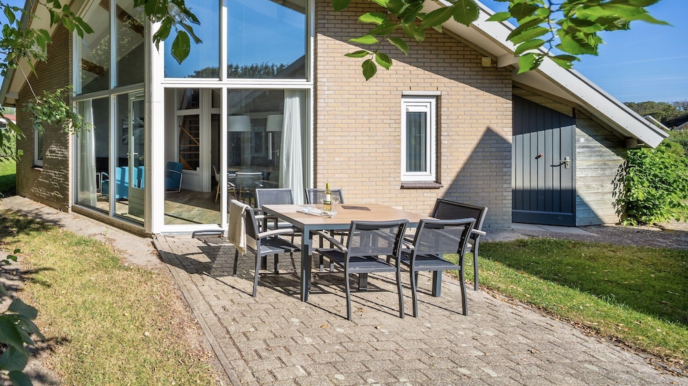 Bungalow Near North Sea Beach With Garden - Domburg