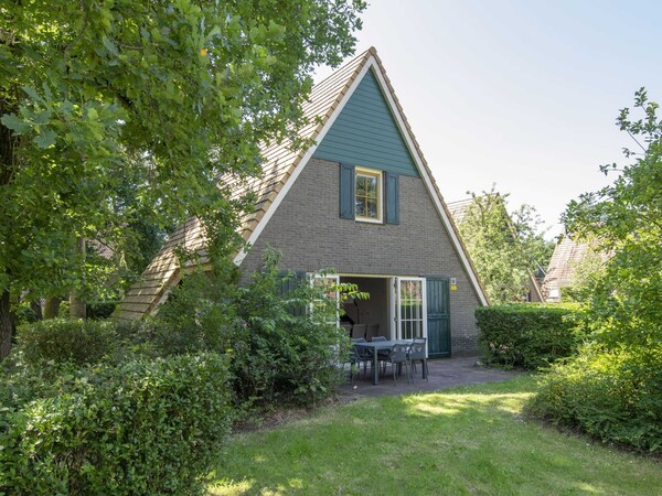 Bungalow Near Breda & De Biesbosch Park - Breda