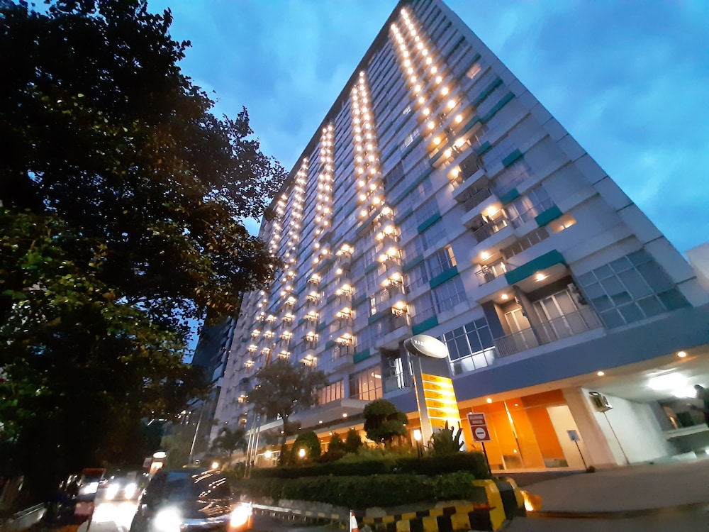 Cozy The H Residence By Bonzela Property - Jakarta