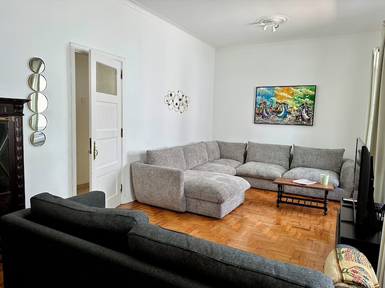 Charming Villa In The City Center W/ Outdoor Patio! Freeparking - Faro