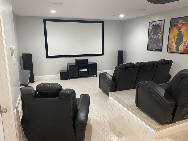 Entire House - Top Of The World - Theater/jacuzzi/arcade - Knoxville, TN