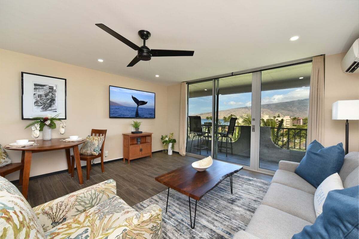 Nani Kai Hale 605 Remodeled Beachfront W Pool Ac Sandy Beach - Paia, HI