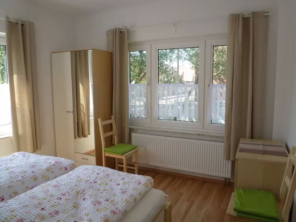 Haus Amrum - Im Ostdorf An Den Dünen Gelegen: Fewo1 *Schauen, Buchen, Erleben* - Juist