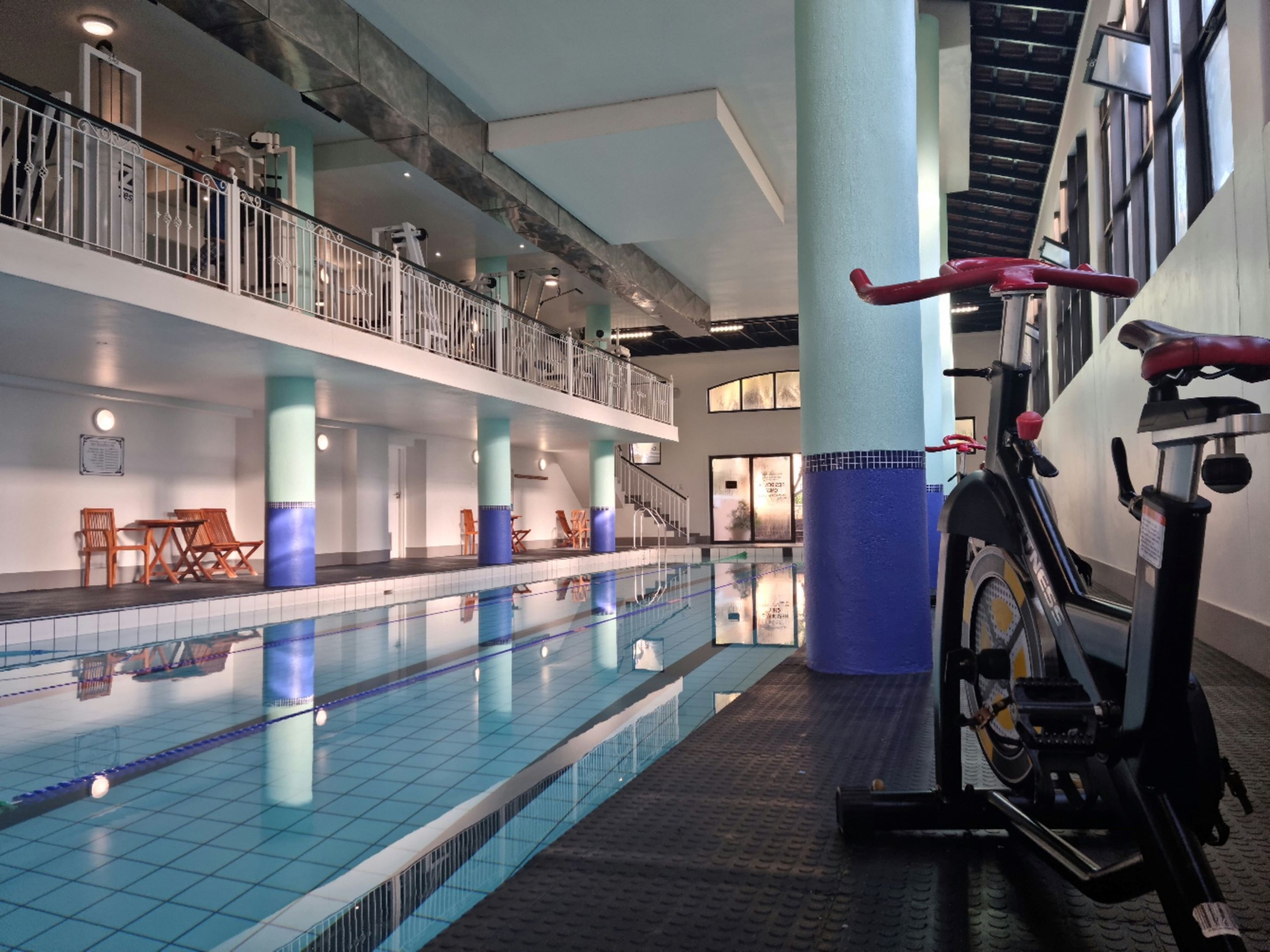 Piscina interior
