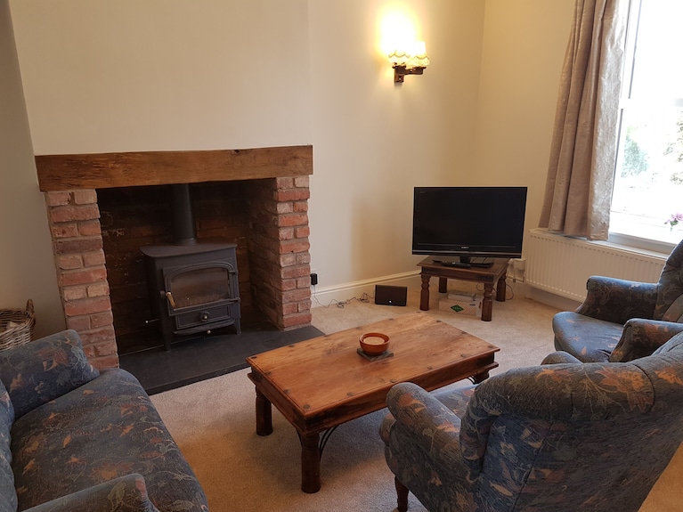 Early 20th Century Cottage Close To The Seafront And Only 2 Miles From Llandudno - コルウィン・ベイ