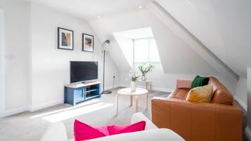 Apartamento luxo, banheiro privativo, vista para a cidade (2 bed 2 bath penthouse) | Lounge