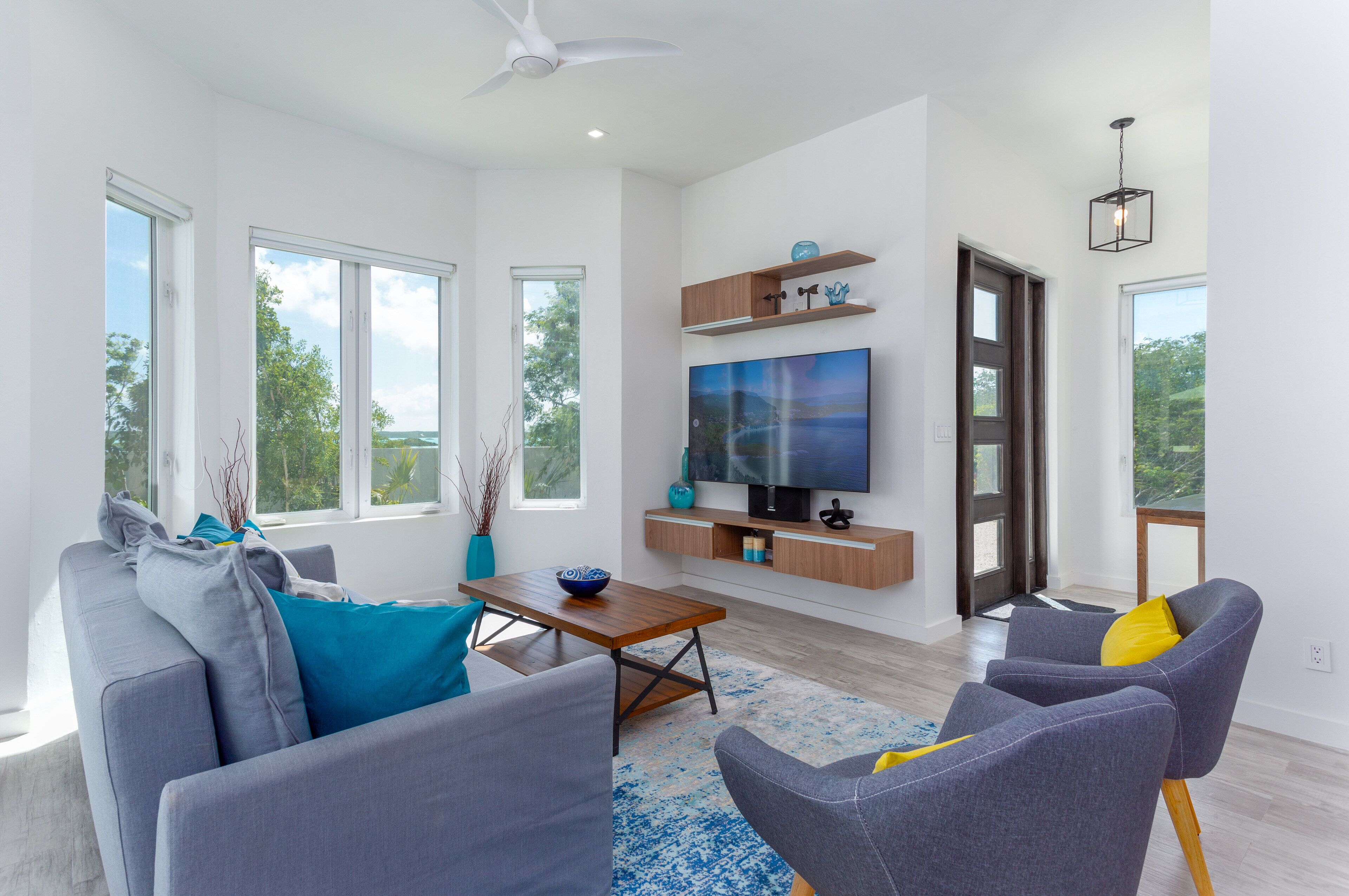 Modern 2 Bedroom Luxury Villa With Stunning Sea Views Of Chalk Sound - Turks and Caicos Islands