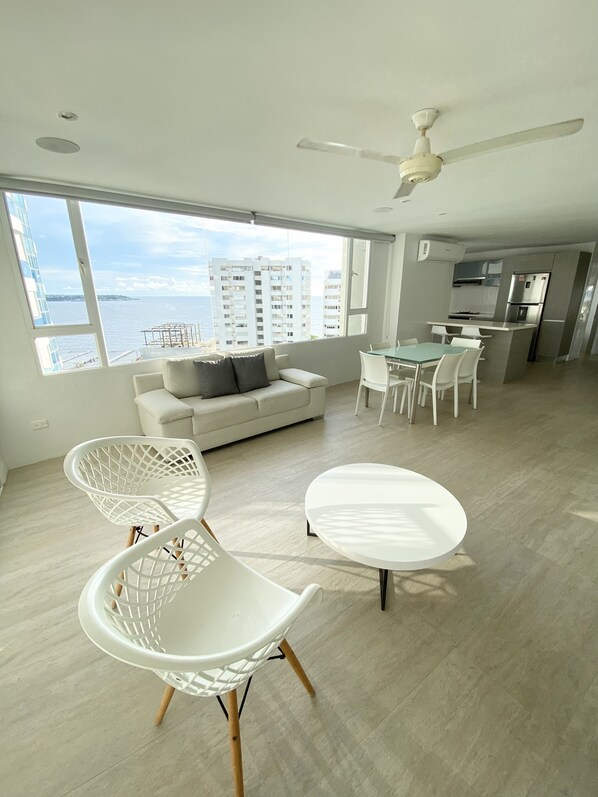 Smart TV de 42 polegadas com canais por cabo, televisor 