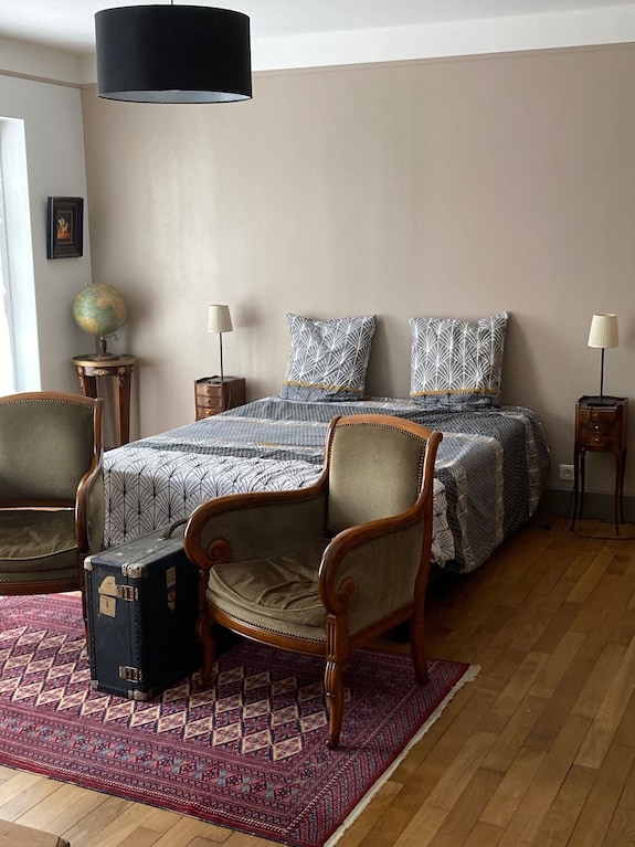 Guest Rooms With Private Terrace - ボーヌ