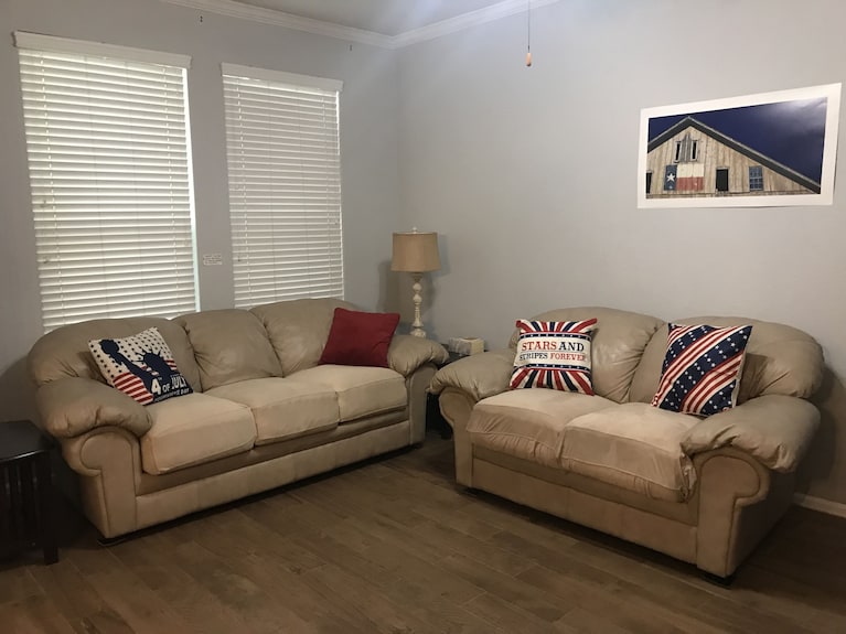 Quiet Townhouse, Easy Access To 1604 And 281 - Stone Oak - San Antonio