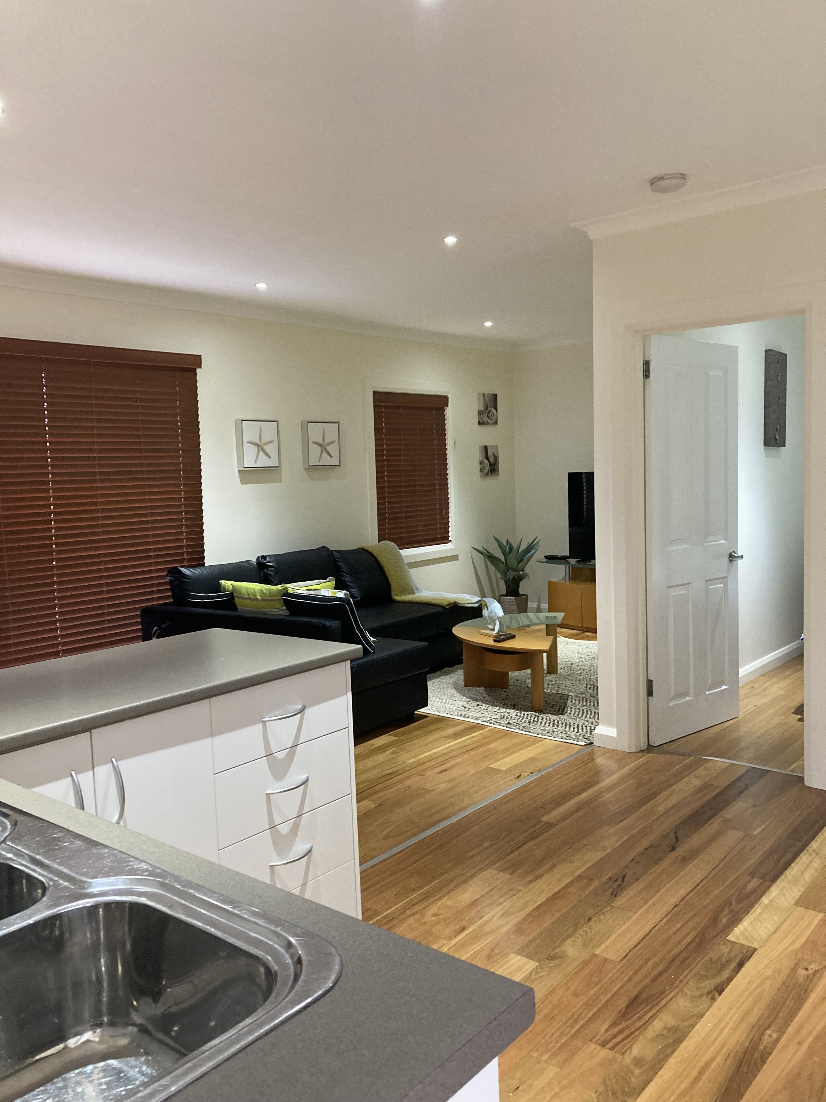 Lakes Hide Away - Relax And Enjoy Lakes Entrance - 萊克斯恩特倫斯