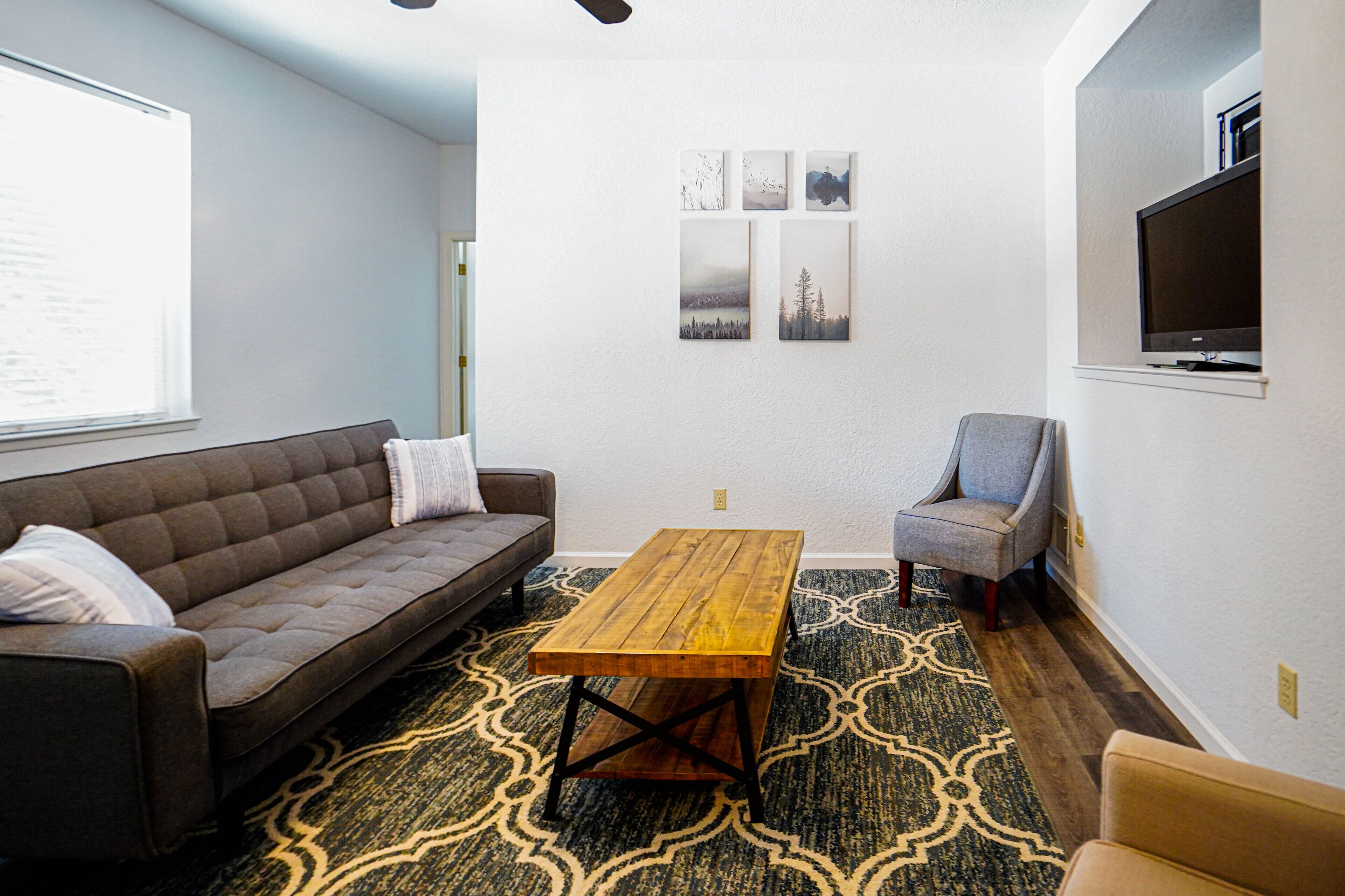 Winter Escape: Cozy Cabin Near Dodge Ridge  Make Memories With Family & Friends - Yosemite National Park, CA