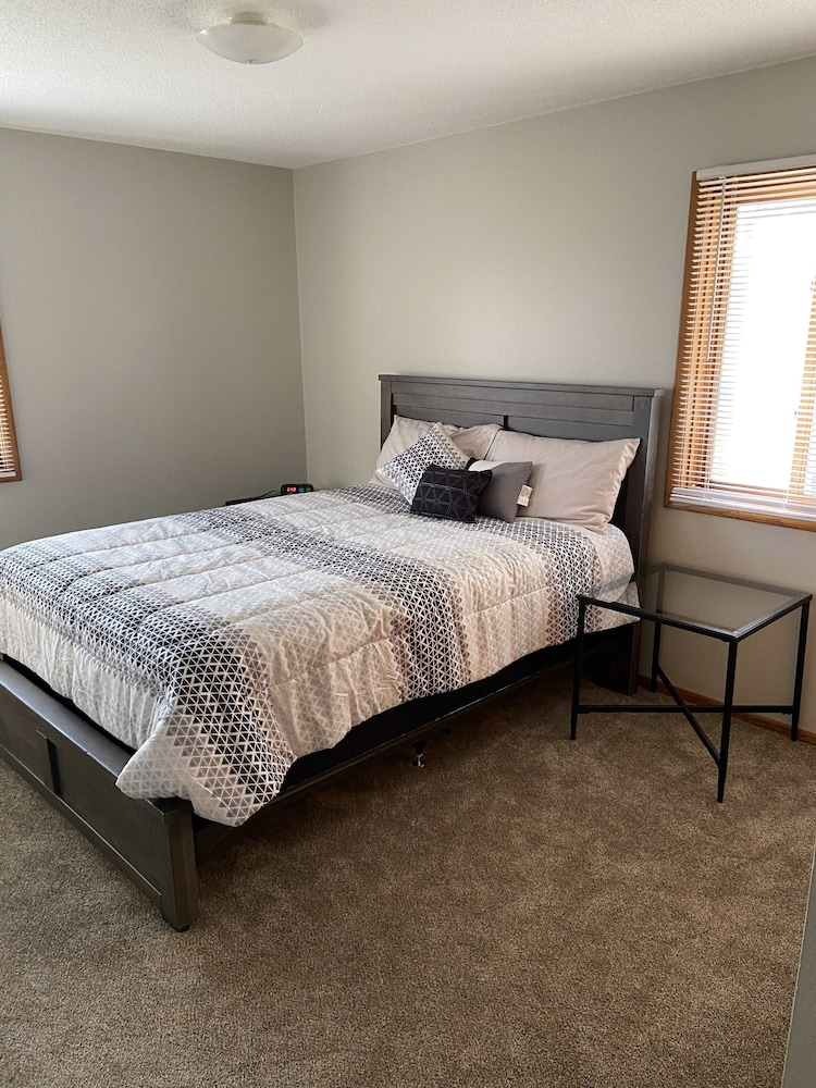 Comfortable Suite, Great Location, Easy Access To Lake Superior! - Bayfield, WI