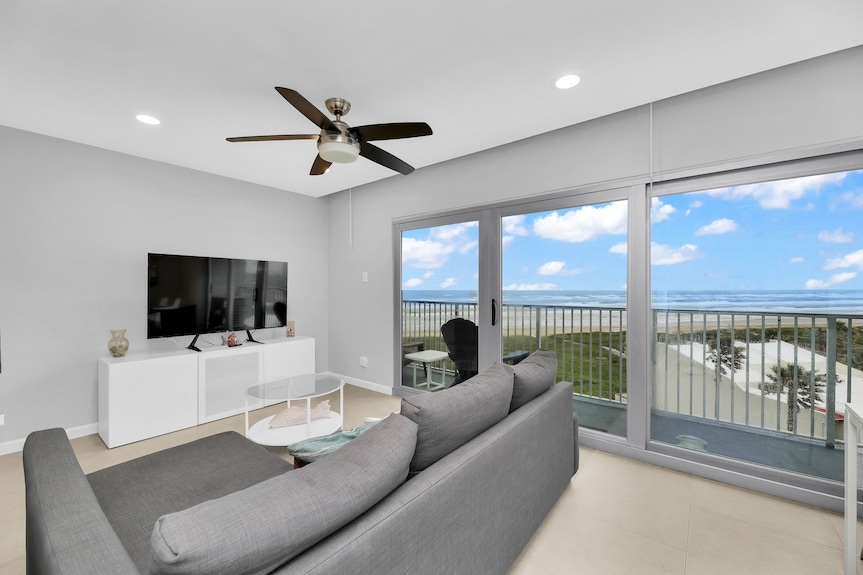 Spectacular 2/2 Beach Front Beauty @ Aquarius - Tamaulipas