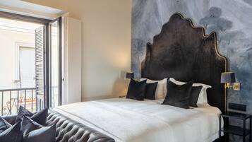 Quarto luxo | Roupas de cama premium, frigobar, cofres nos quartos, escrivaninha