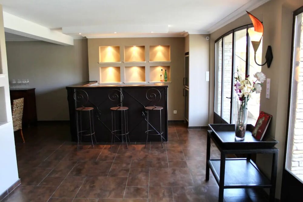 Luxurious Provencal Bastide Of 350 M2 - Marseille