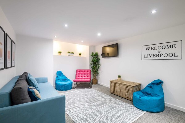 Host Apartments | Fleet Nightlife I - Liverpool, UK