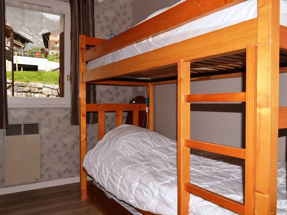 Charming 2-room + Mezzanine Apt, Near Slopes, Ski Locker, Parking, Fireplace, Pets Ok - Le Grand-Bornand