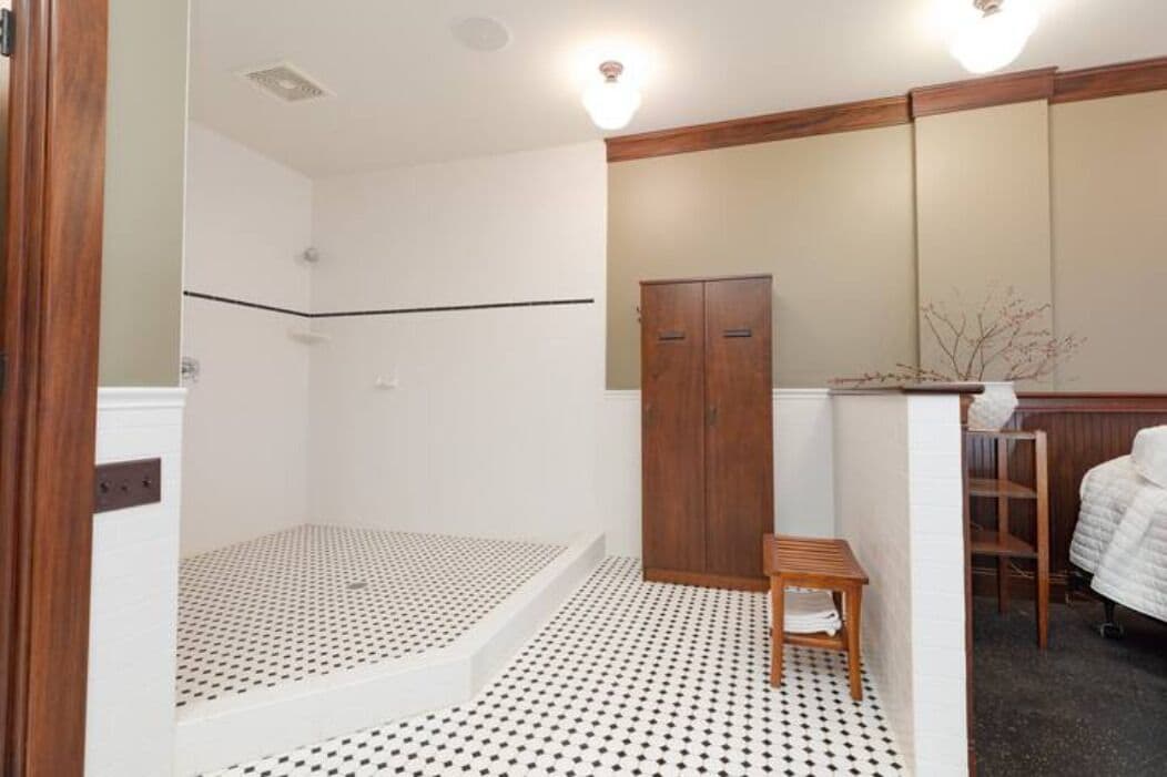 Private Workout Gym And Studio Apartment Historic - Yakima, WA