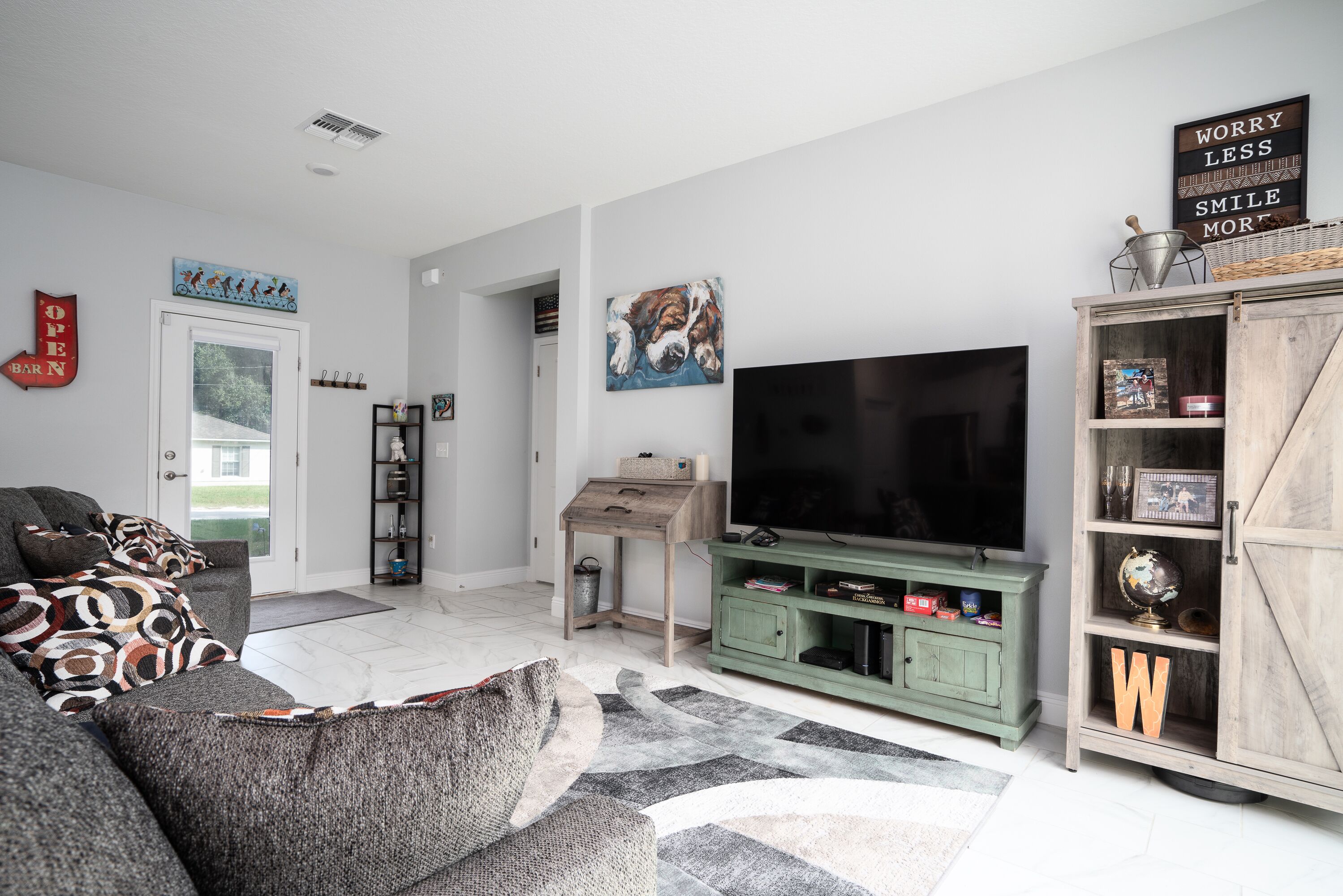 Brand New, Dog Friendly, 3bd 2ba, Great Location - DeLand, FL