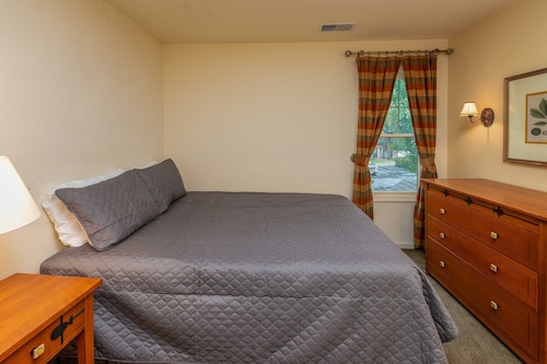 Sanctuary Haven, Across Mountain Creek, Relaxing, Biking, Hiking, Skiing - Hamburg, NJ