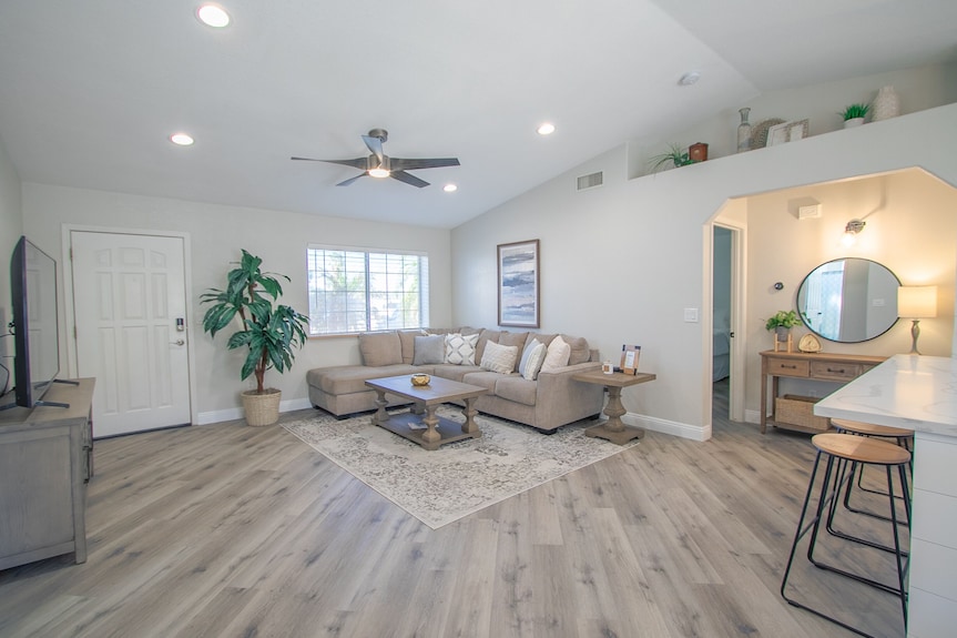 Your 3 Bed 2 Bath Havasu Home Away From Home!!! - 哈瓦蘇湖城