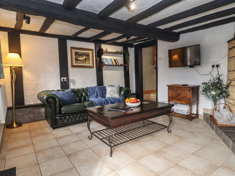 Runnymede, Pet Friendly, Character Holiday Cottage In Tewkesbury - Malvern Hills