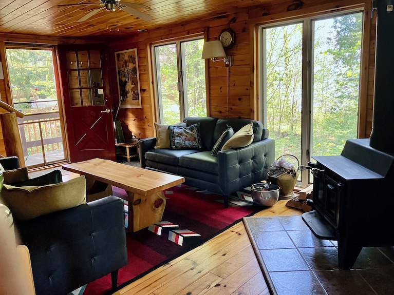 Northern Haven On A Crystal-clear Lake (Guest Cabin) - Ontario