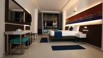 1 quarto, minibar, cofre no quarto, cortinas/cortinados opacos