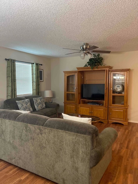 Home Away From Home Entire House - The Villages, FL