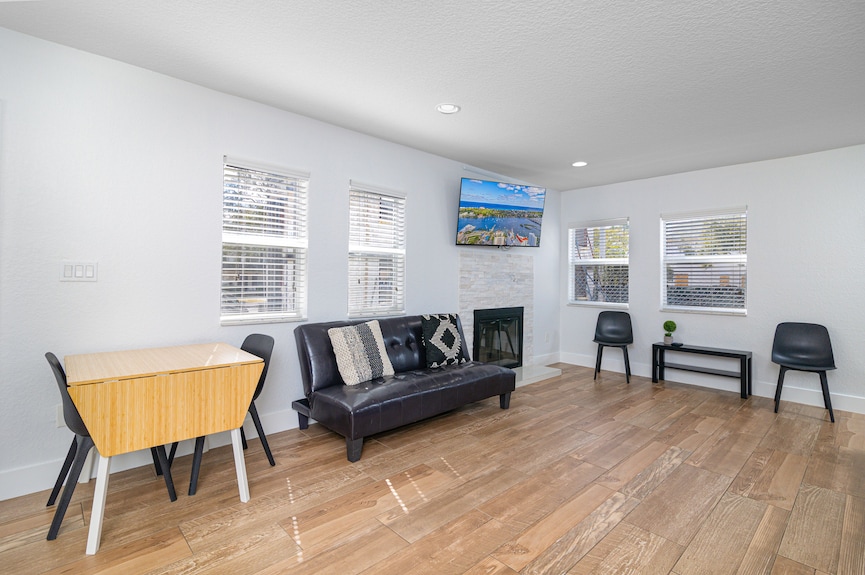 Historic House With Memory Foam King Suite Close To Downtown. - West Palm Beach, FL