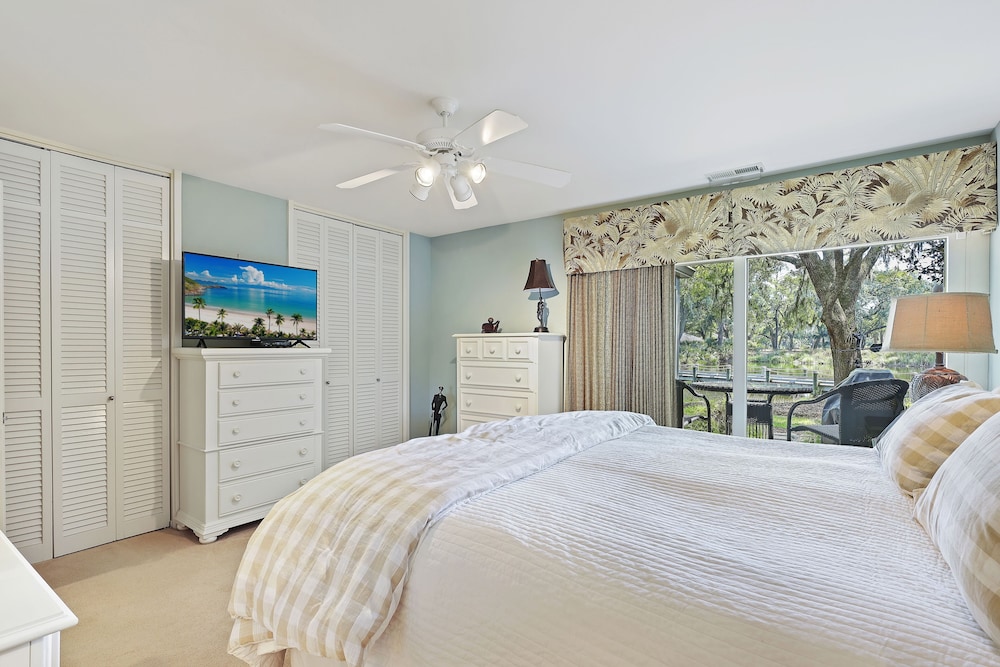 2 Br Condo Near The Beach In Sea Pines Resort Bikes & Beach Gear Included - Tybee Island, GA