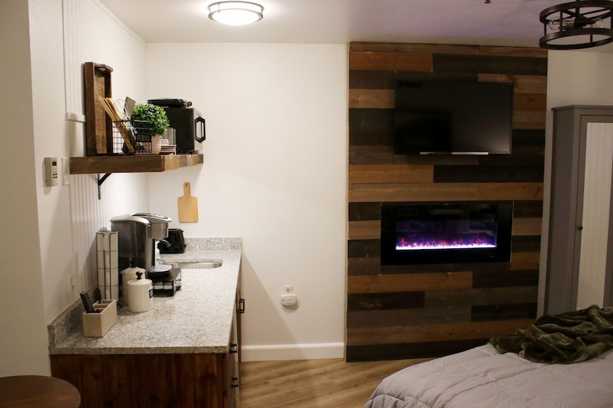 Cozy And Clean Park City Studio - Park City, UT