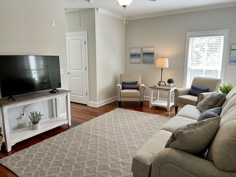 Promenade Place, Old Town Blufftons Prime Location - ブラフトン, SC