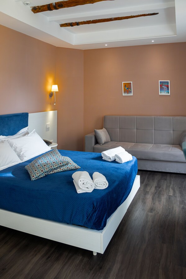 Quarto casal ou duplo luxo | Roupas de cama premium, edredons de pluma, frigobar, cofres nos quartos