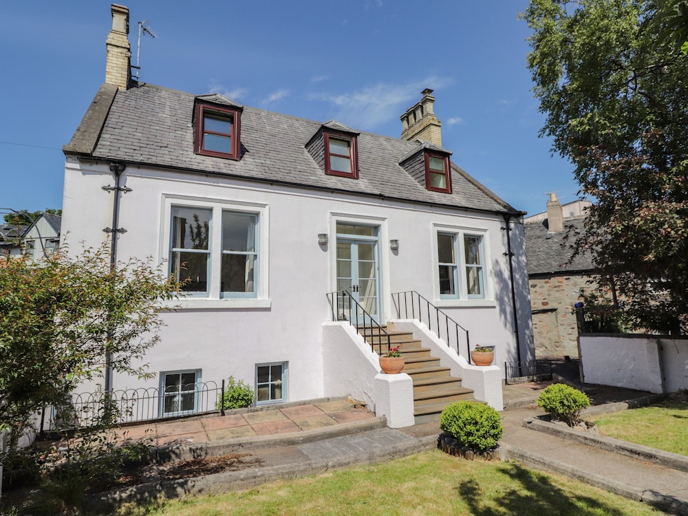 Mary Ann Villa - Inverness
