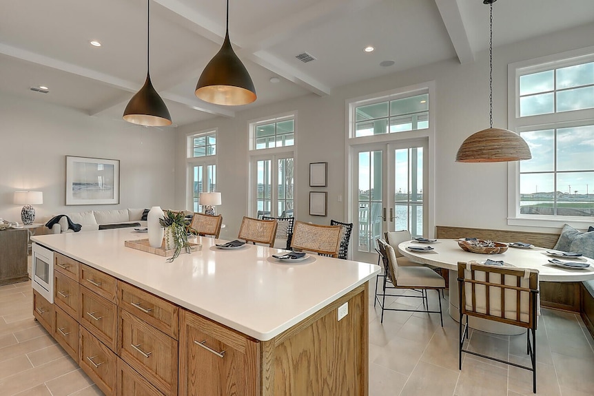 Cinnamon Shore South Home W\/ Screen Porch, Lake Views+resort-like Amenities - Port Aransas, TX