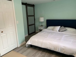 Apartamento, casa de banho anexa (Country Living Patio Apt) | Interior